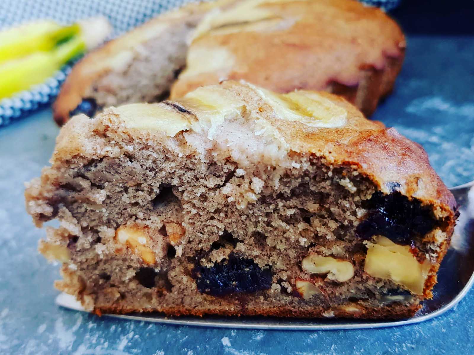 Chec cu banane îndulcit cu miere, fără gluten, fără lactate - Mâncarea ...